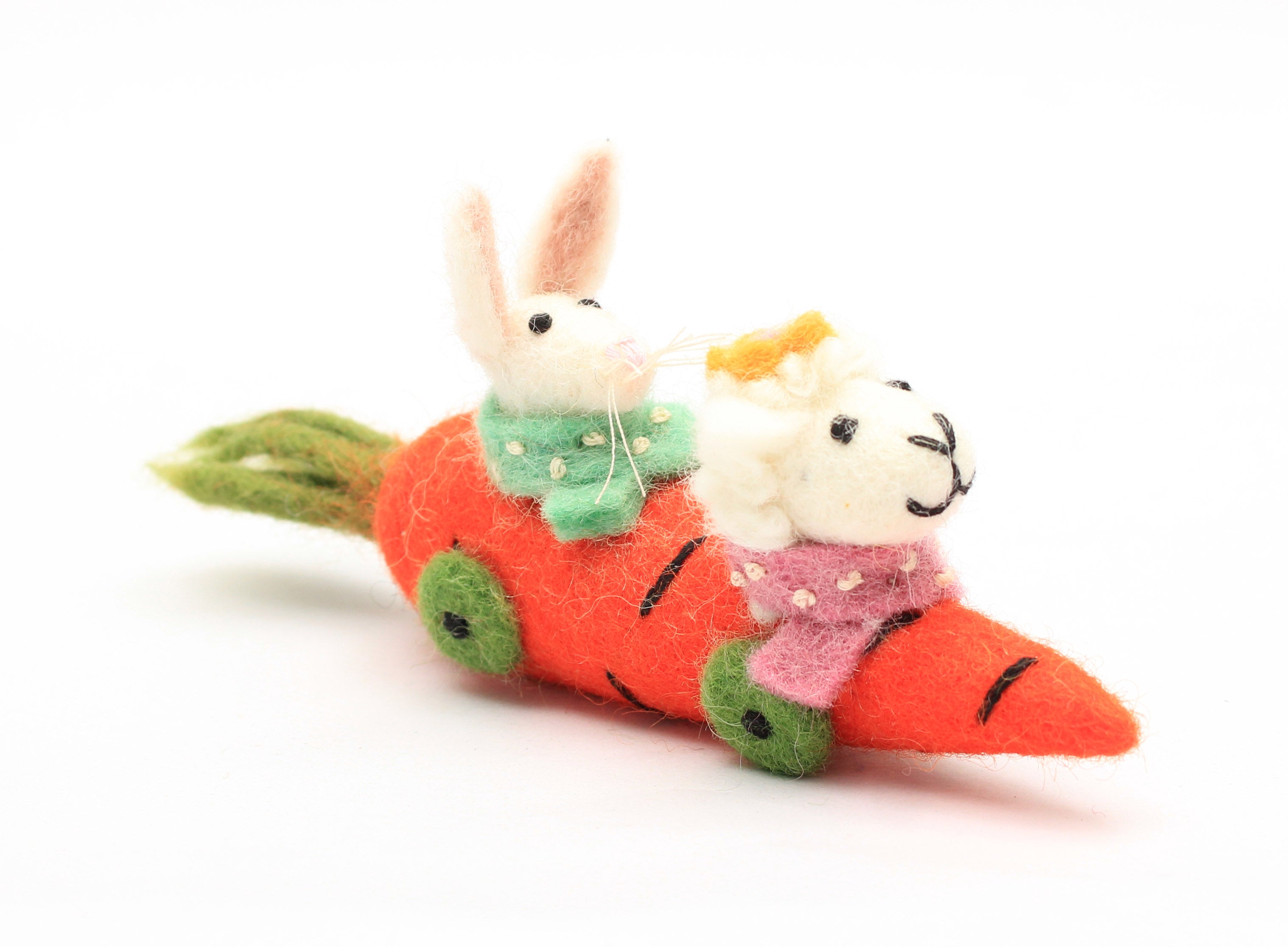 Carrot Car Decoration from Festive Felt